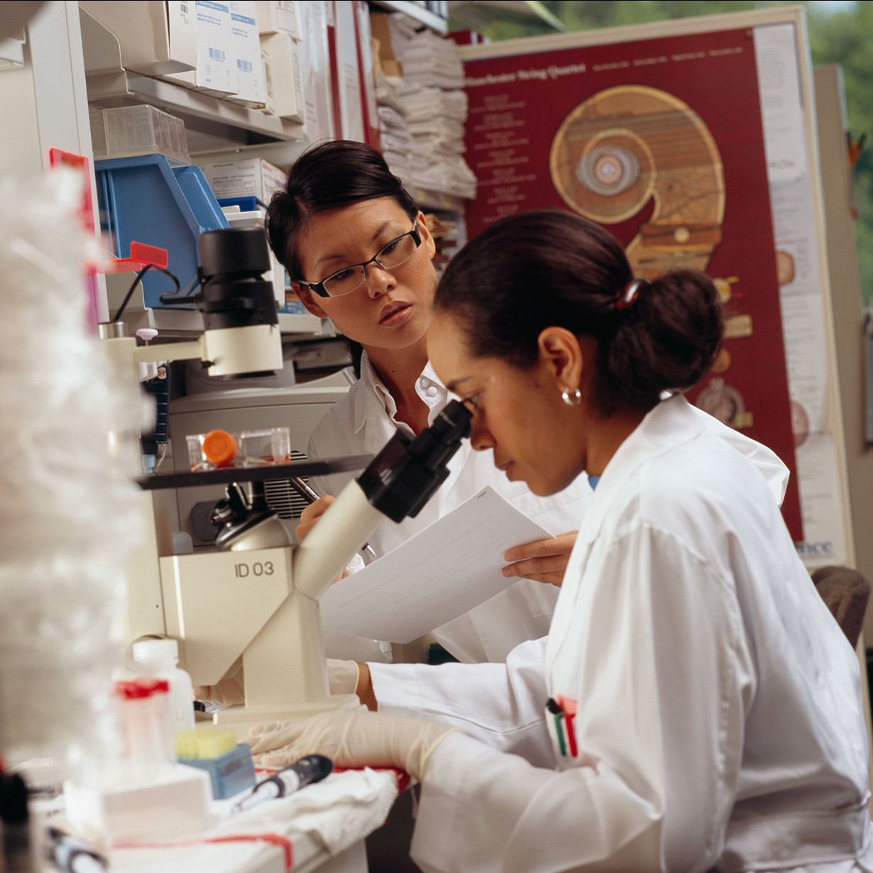 nci-vol-7994-300-square • AIM Biomedical - Medical Communications